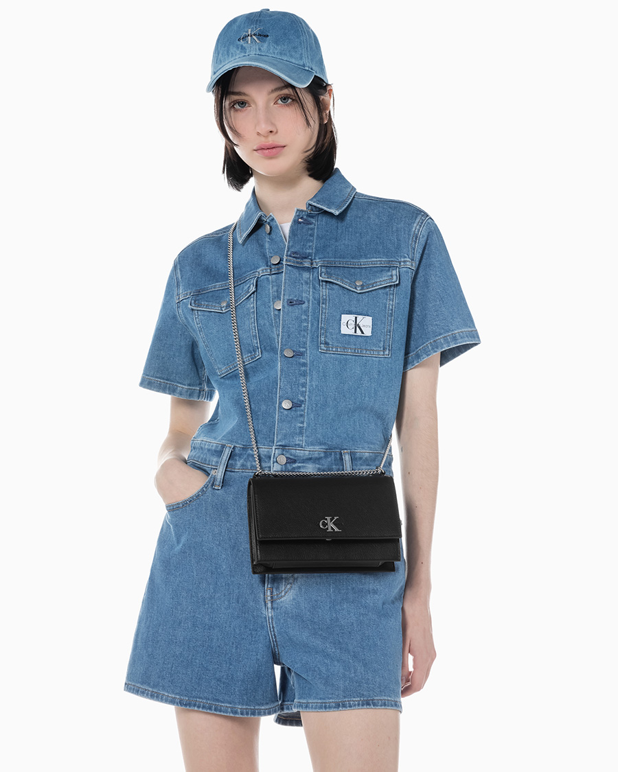 [캘빈클라인 ACC][여] CKJ 모노그램 체인 크로스백 (DH2806-001)