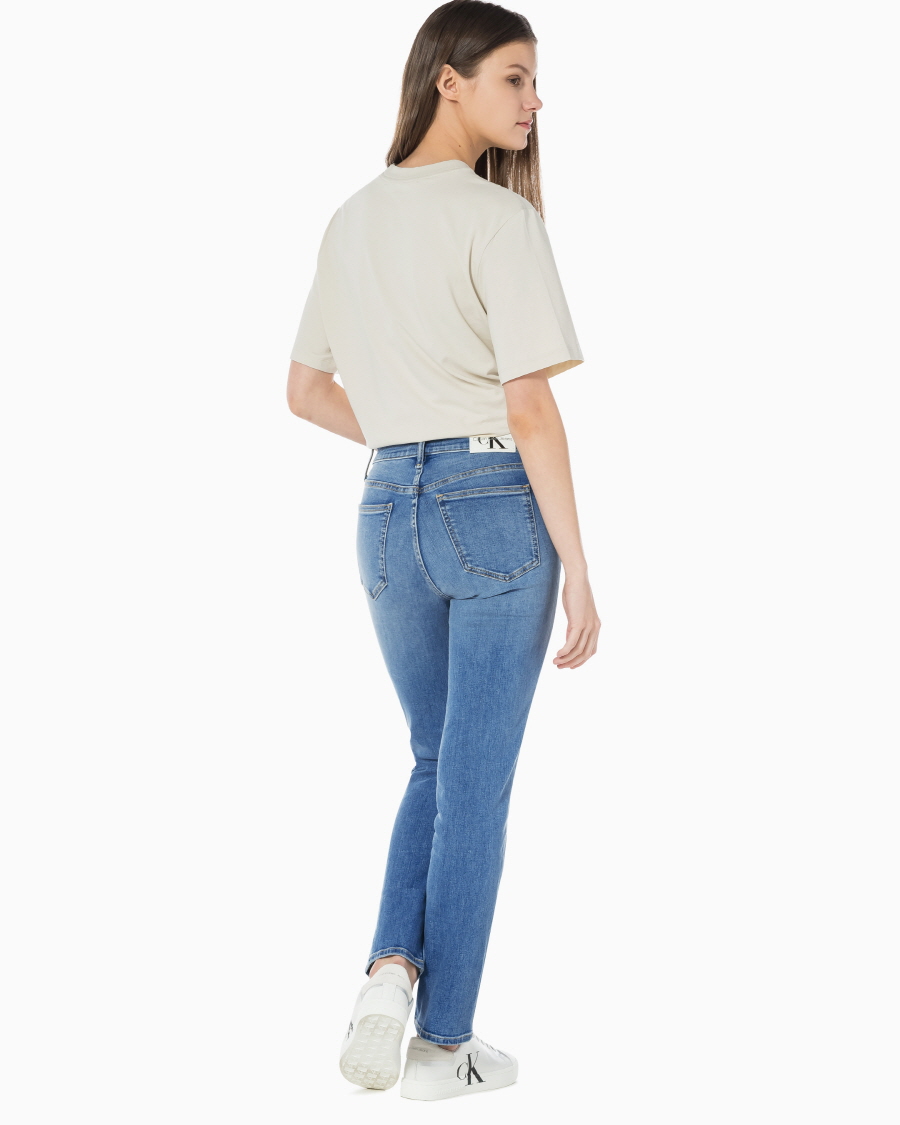 캘빈클라인진 | 22 S/S[여] 하이라이즈 슬림 스트레이트핏 라이트 블루 데님 (J218838-1AA) | 갤러리아몰