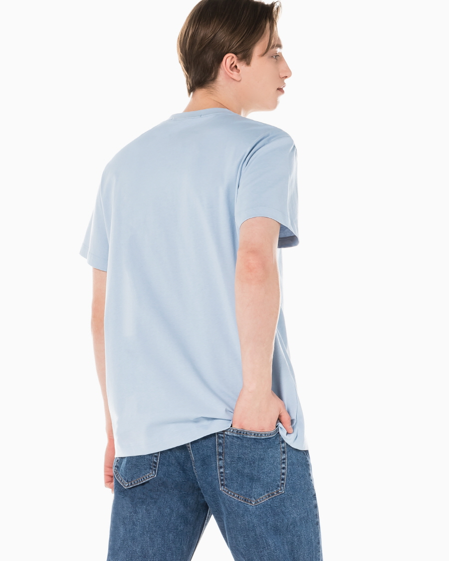 캘빈클라인진 | [캘빈클라인진]남성 레귤러핏 모노그램 엠브로이 반팔 티셔츠 (J320770-YAF) | 갤러리아몰