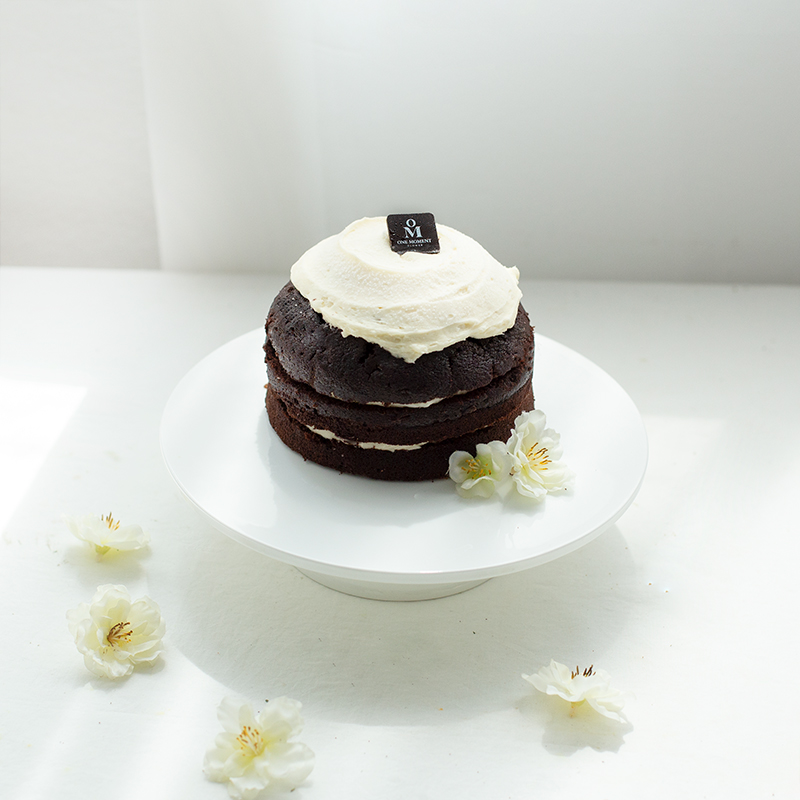 라넌큘러스 꽃다발 & 미니 초콜릿 케이크 | 원모먼트