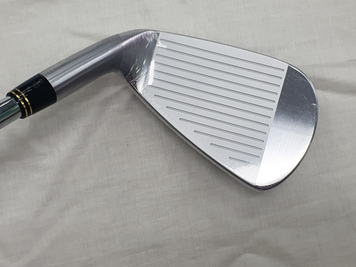 [골프딜] 투어스테이지 V300 5 8번 단품 아이언 950R - 상품정보