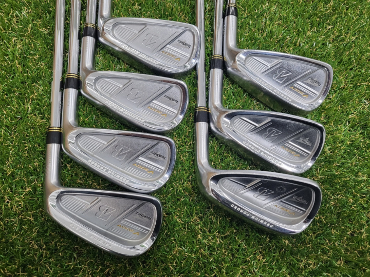 [골프딜] 투어스테이지 V300 5 석교정품 (4-P) 950R - 상품정보