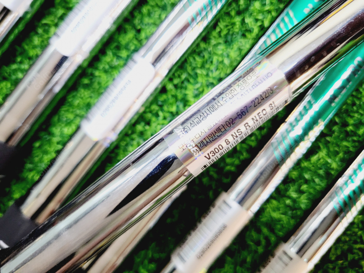 [골프딜] 투어스테이지 V300-8 8아이언(5-56도)950R 정품 - 상품정보