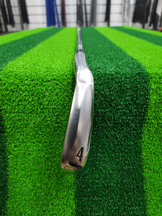 [골프딜] 스릭슨 ZX7 NS.PRO 950 R 4번 단품아이언(정품) - 상품정보