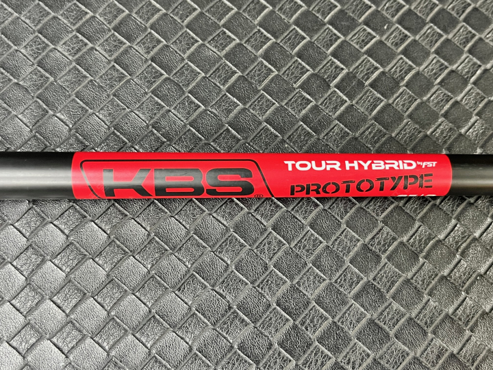 [골프딜] 그랑프리 플래티넘 U17도 KBS TOUR PROTOTYPE 85R (커버없음) - 상품정보
