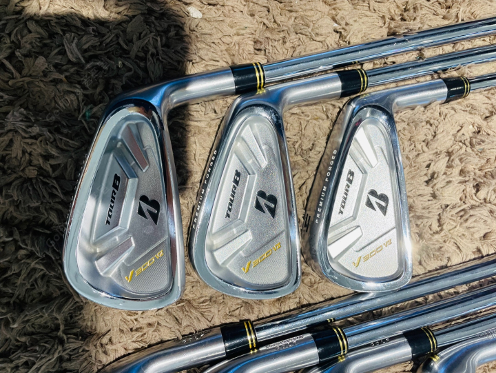 [골프딜] 투어스테이지 V300-7 7아이언 모듀스105R 석교상사 정품 - 상품정보