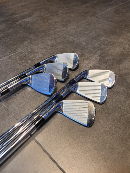 [골프딜] 타이틀리스트 712 AP2 6아이언 다이나믹골드 S200 샤프트 - 상품정보