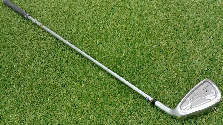 [골프딜] 투어스테이지 V300 III 경량950-R 9번 단품아이언 정품 - 상품정보