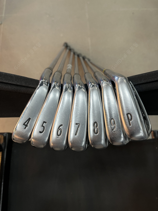 [골프딜] 아쿠쉬네트코리아 정품 타이틀리스트 712 AP2 포지드 4-P 아이언세트 다골 S200 - 상품정보