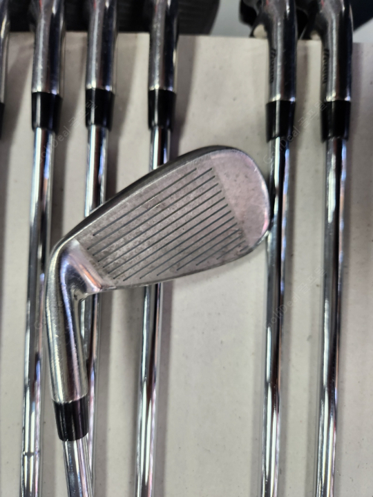 [골프딜] [중고] 미즈노 JPX E600 스틸 7아이언 중고(950R) - 상품정보