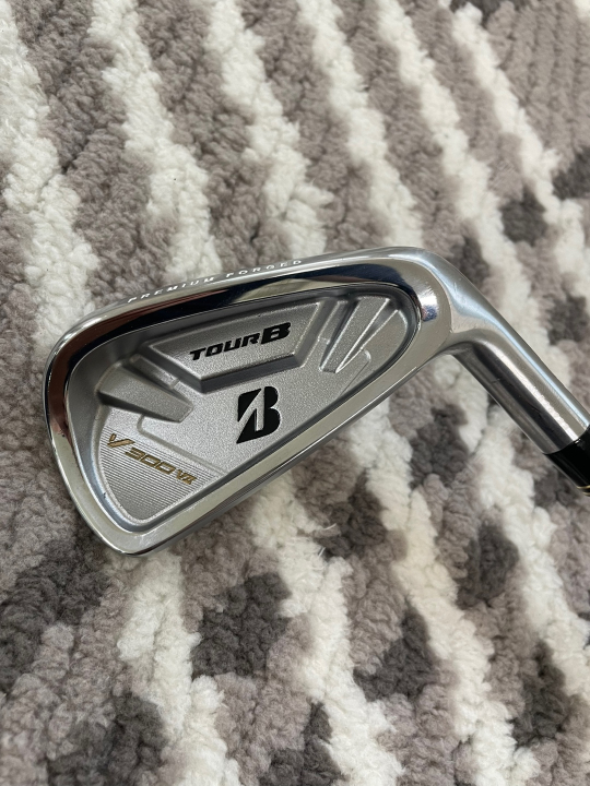 [골프딜] [4번단품] 투어스테이지 V300-7 4번 단품아이언 모듀스105R 석교상사 정품 - 상품정보