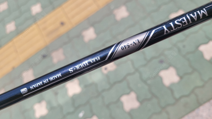 [골프딜] 마제스티 로얄2021 모델 LV540 9.5도 TOUR-S 깨끗한 미품 - 상품정보