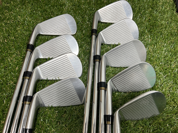 [골프딜] 투어스테이지 V300 4 4-P,50.56 950 R강도 - 상품정보