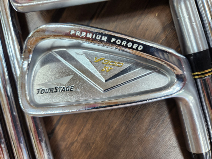 [골프딜] [중고] 중고 남성용 투어스테이지 V300-4 경량 9 아이언 - 상품정보