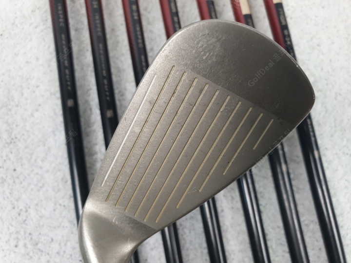 [골프딜] 프로기아 PRGR RED 505 A 여성용 8아이언 세트 3338R - 상품정보