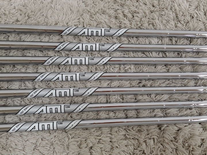 [골프딜] 타이틀리스트 718 MB 아이언세트 AMT S200 TOUR WHITE 4-P (7아이언) - 상품정보