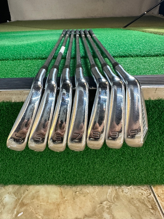 [골프딜] 테일러메이드 P-760 7개 (4-P) DG S200 남성아이언세트 - 상품정보