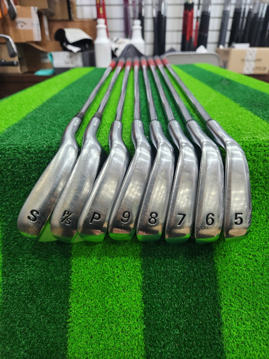 [골프딜] 투어스테이지 V300-1 5-P,P/S,S 950 R강도 8아이언세트 - 상품정보