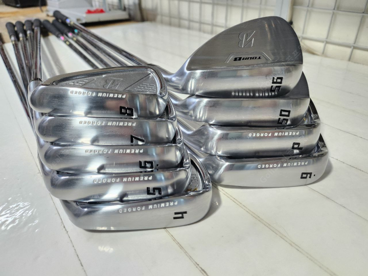 [골프딜] 투어스테이지 V300 6(석교정품) 4번-SW NS950 R - 상품정보