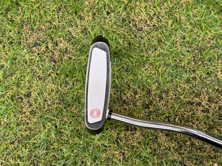 [골프딜] 오딧세이 VERSA SABERTOOTH 퍼터 34인치 - 상품정보