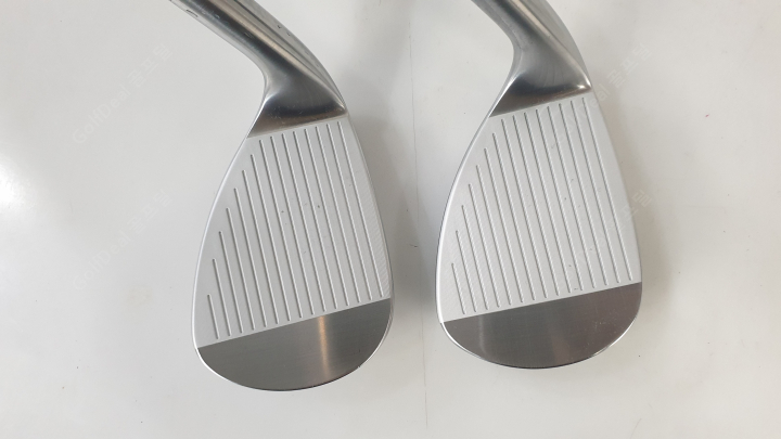 [골프딜] (50도,56도) V300 8세대 카본 R - 상품정보