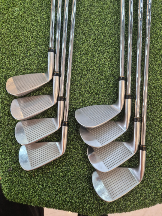 [골프딜] 투어스테이지 V300-3 8아이언 경량스틸950R 석교상사 정품 - 상품정보