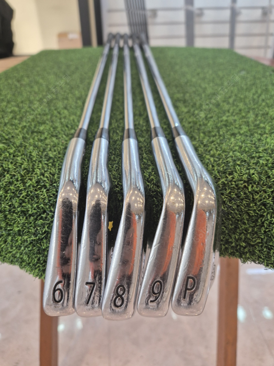 [골프딜] 타이틀리스 718MB 6-P 5개 프로젝트6.0 - 상품정보