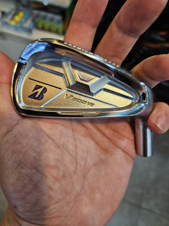 [골프딜] v300 8세대 4번 단품 헤드만 - 상품정보