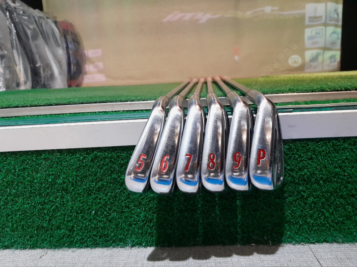 [골프딜] 타이틀리스트 AP2 714 아이언 6i(5-P) 다이나믹골드 S200 - 상품정보