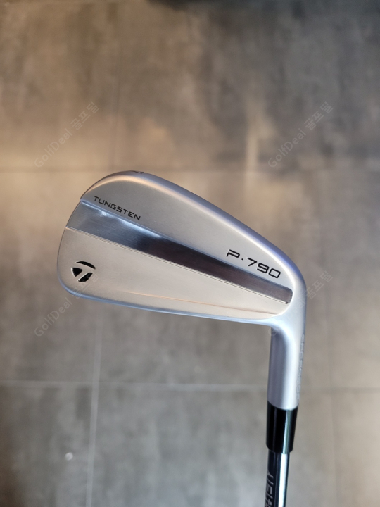 [골프딜] 테일러메이드 올뉴 P790 7번 남성용아이언 MODUS 105S 샤프트 - 상품정보