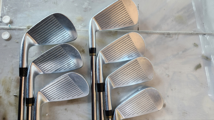 [골프딜] 브리지스톤 V300 6세대 4~P 경량스틸 950R 아이언 - 상품정보