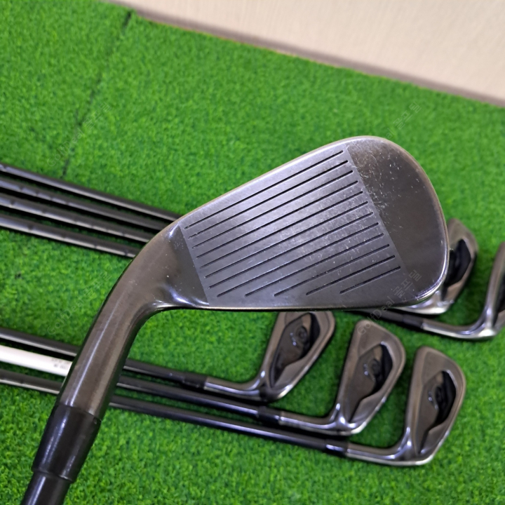 [골프딜] 타이틀리스트T200 블랙에디션 AMT BLACK S300 8개아이언 - 상품정보